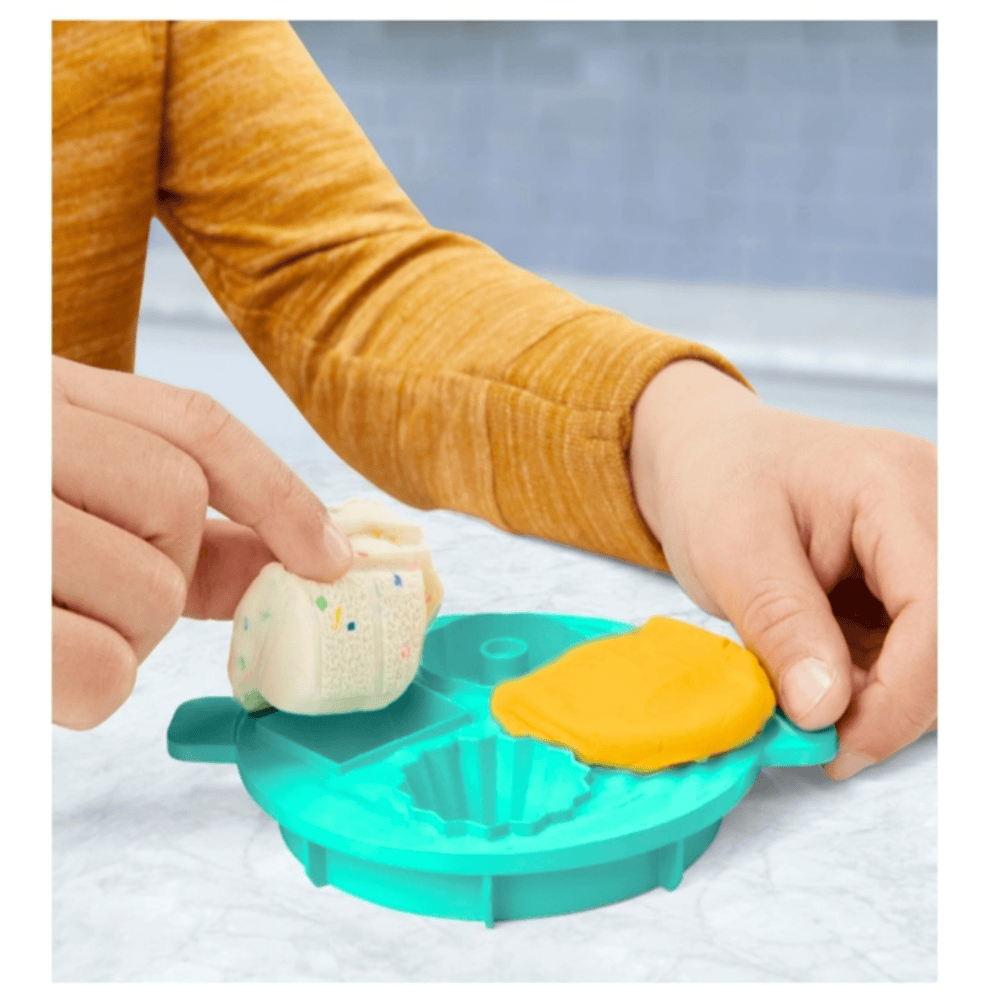 Toy. Magic Blender Mud Set